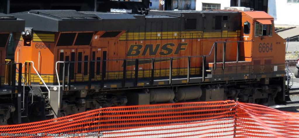 BNSF 6664